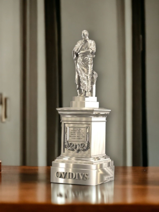 decoratiune argintiu statuia lui ovidiu 14cm
